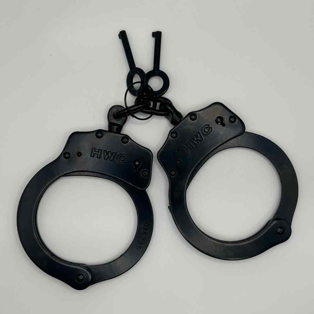 Professional Finish Chain HWC Handcuffs in Black | Security Gear